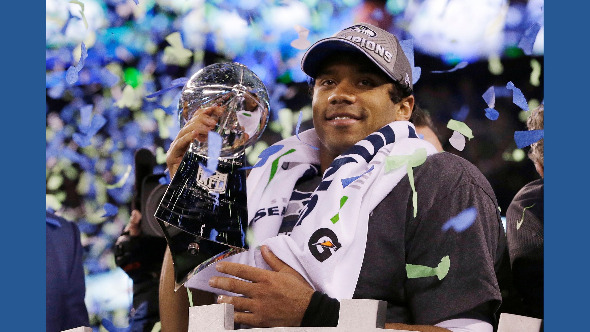 Russell Wilson confirms he's retiring from the NFL to join CBS Sports ...