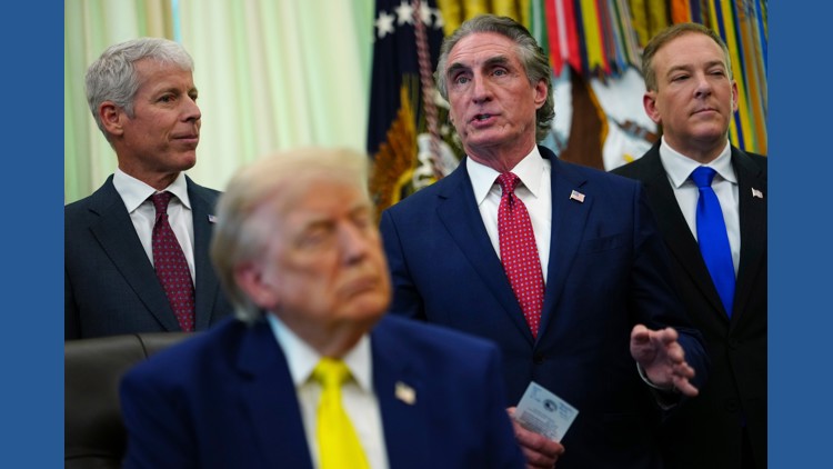 Trump expected to announce $700 million in new support for struggling ...
