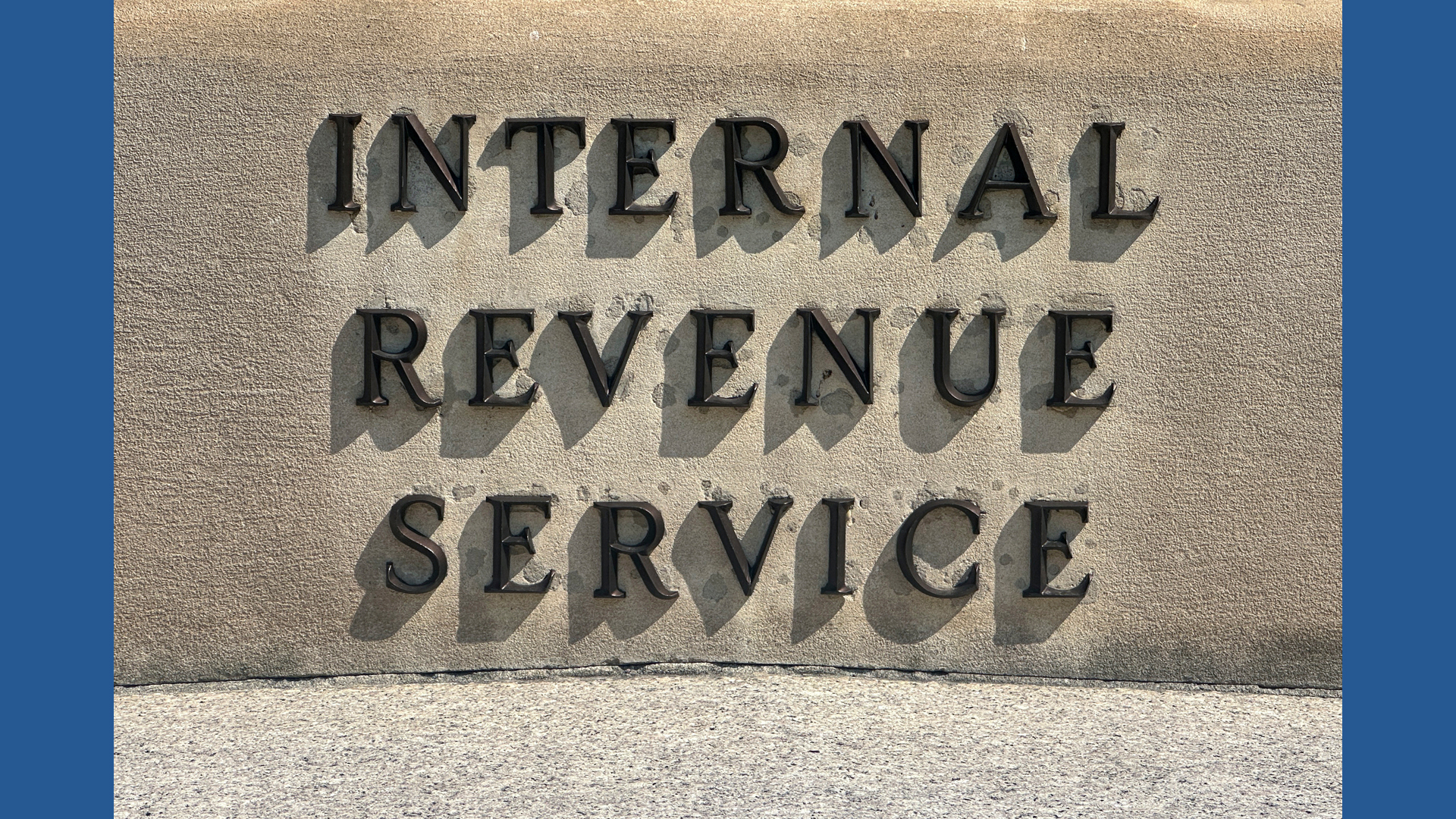 IRS furloughs nearly half its staff amid government shutdown | khou.com