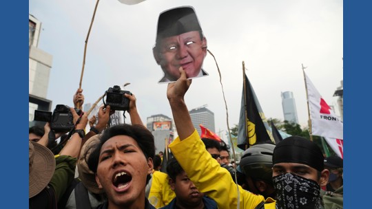 Indonesian students protest government policies as economic pressures ...
