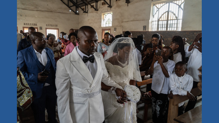 Celebrating a wedding amid the Ebola outbreak: No kisses or close ...