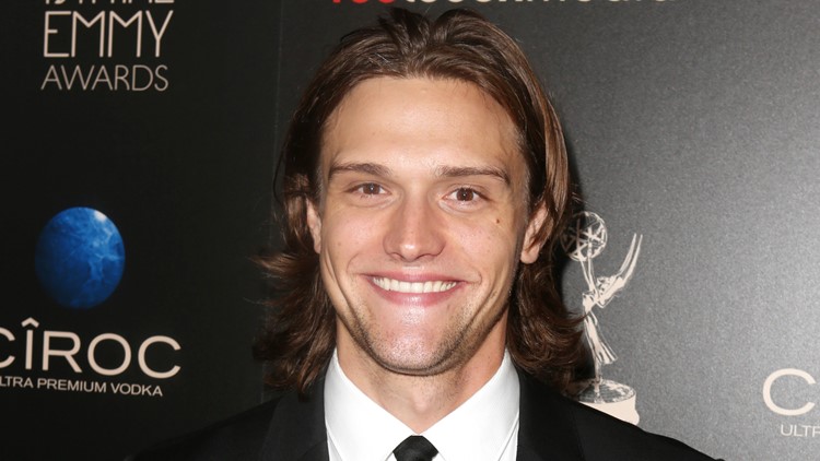 Hartley Sawyer fired from 'The Flash' after racist tweets surface ...