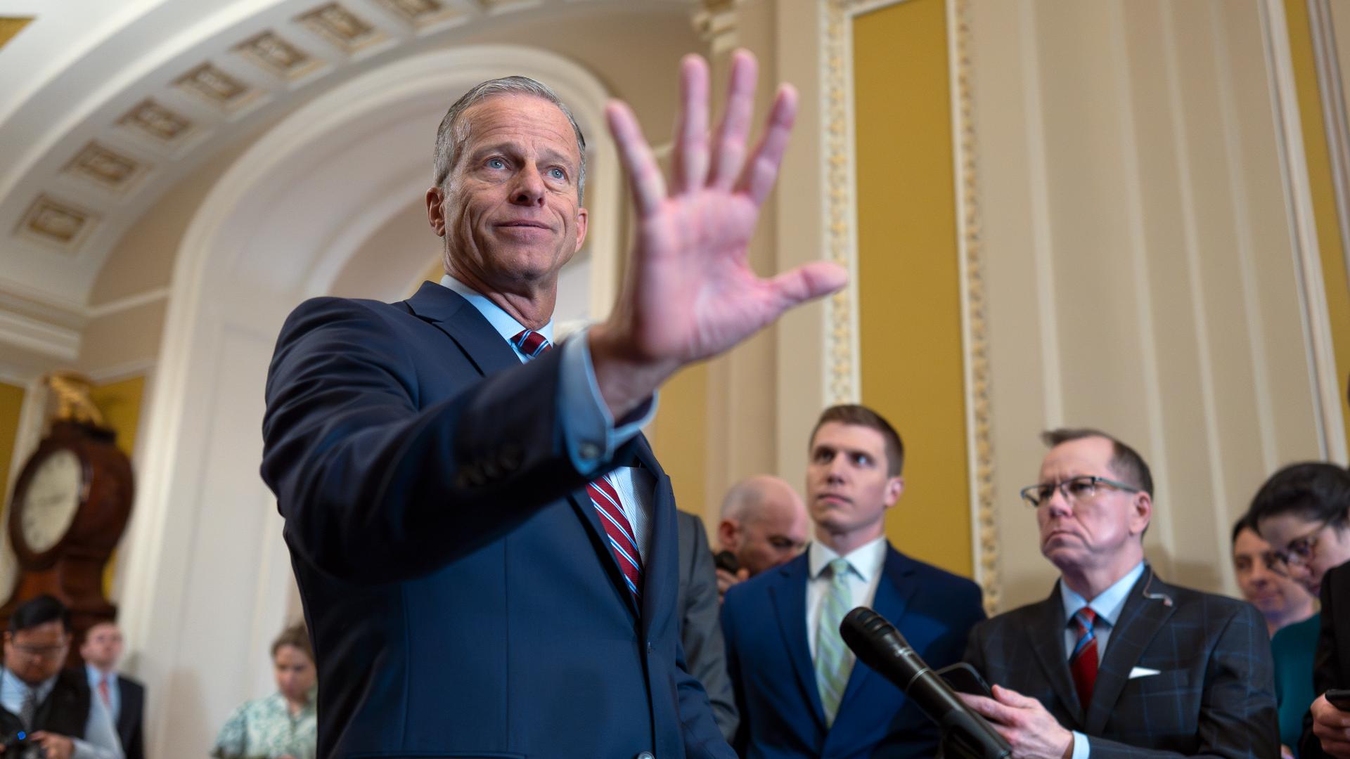 Government shutdown deadline: Shutdown averted hours before deadline ...