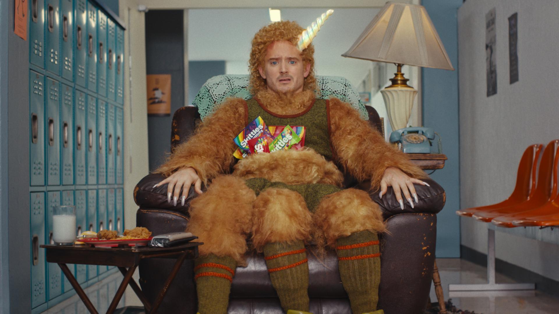 Newly released Uvalde video shows when officers entered classroom ...