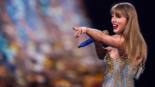 Taylor Swift announces new song for 'Toy Story 5' | khou.com