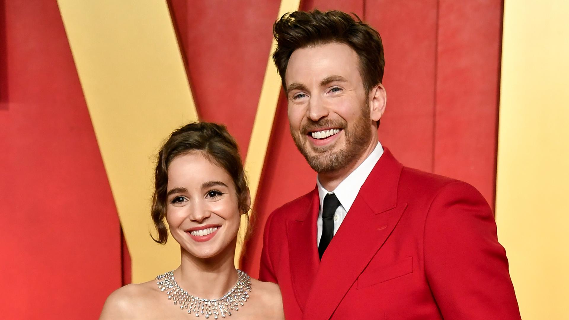 Chris Evans and Alba Baptista welcome their first child | khou.com