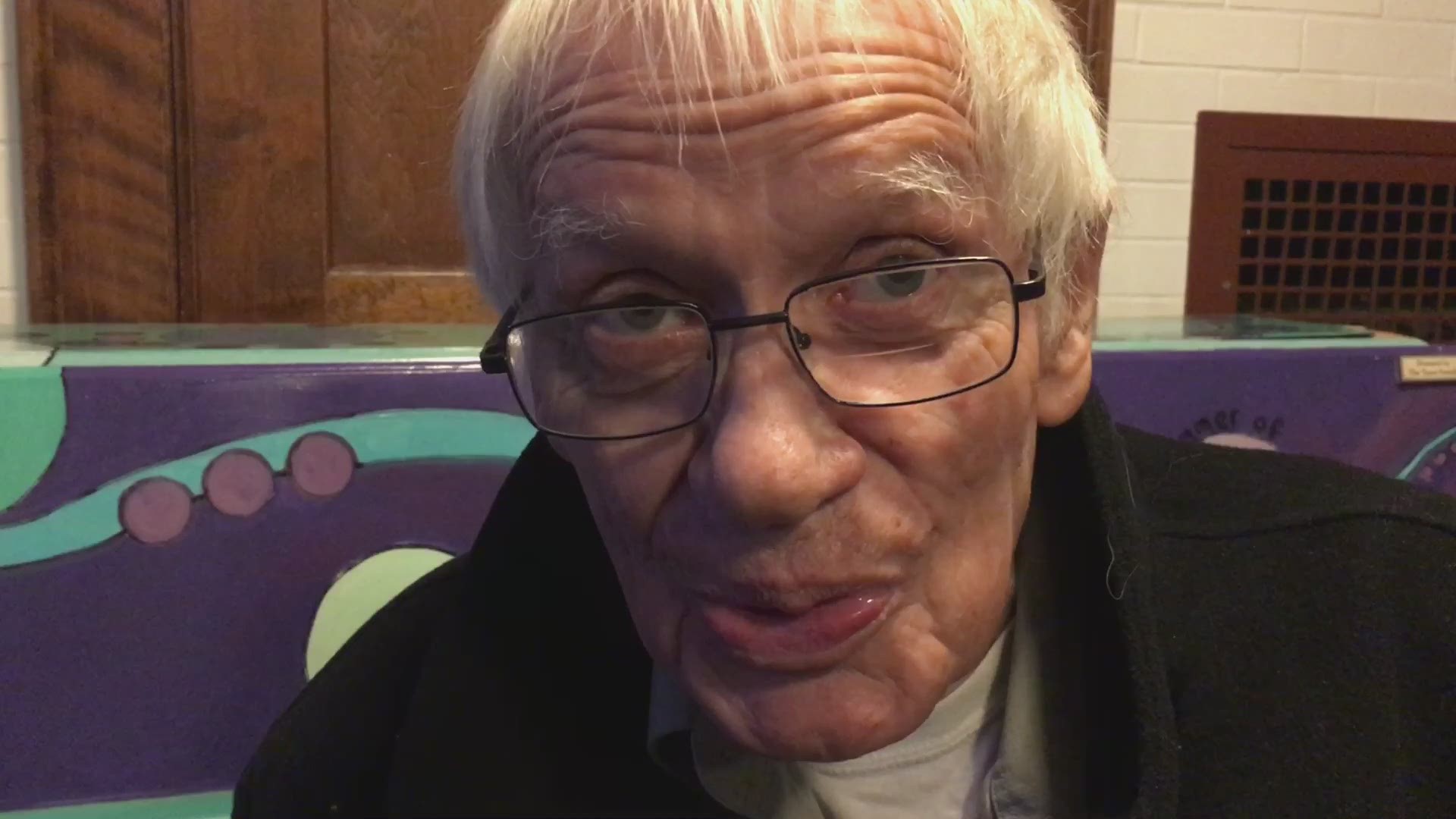 83-year-old Wisconsin man walks to the polls after deer collision ...