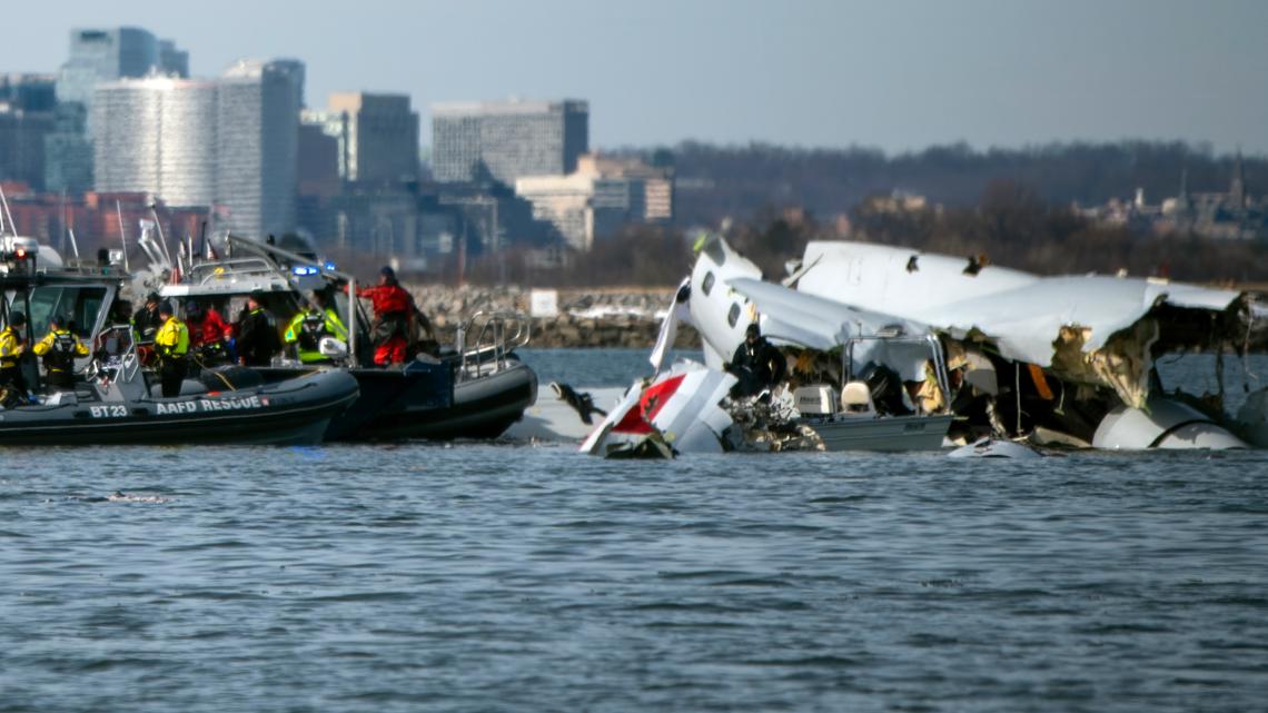 What caused the midair collision over DC? | khou.com
