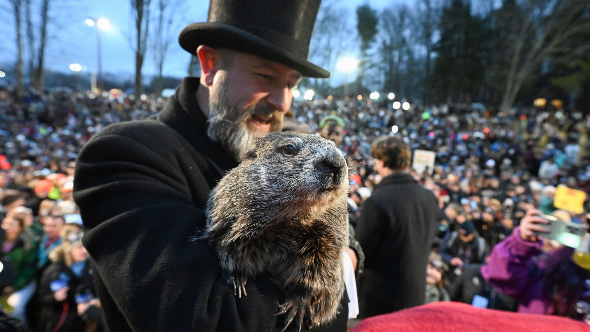 Groundhog Day 2024: Did Punxsutawney Phil see his shadow? | khou.com