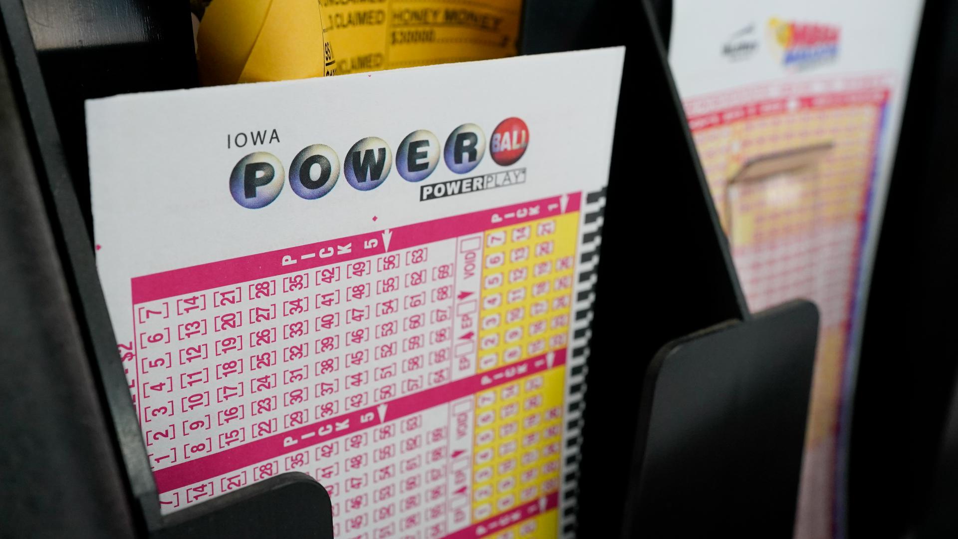 $1.8B Powerball jackpot won on Christmas Eve in Arkansas - EMSEKFLOL.COM