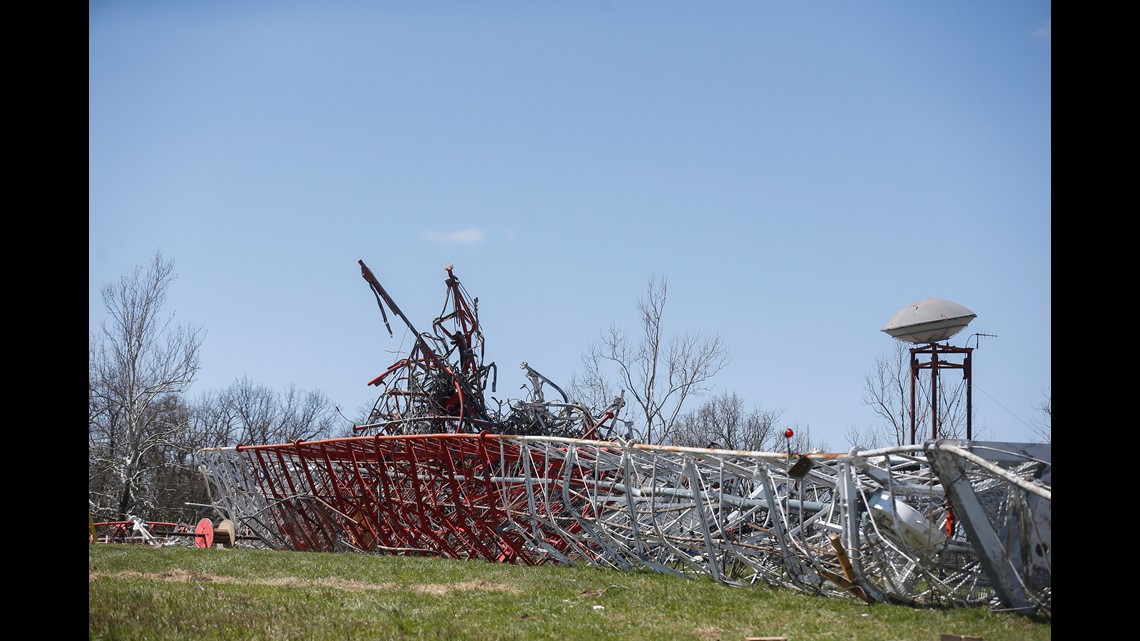 TV tower collapse in Missouri leaves 1 worker dead, several injured ... TV tower collapse in Missouri leaves 1 worker dead, several injured ...