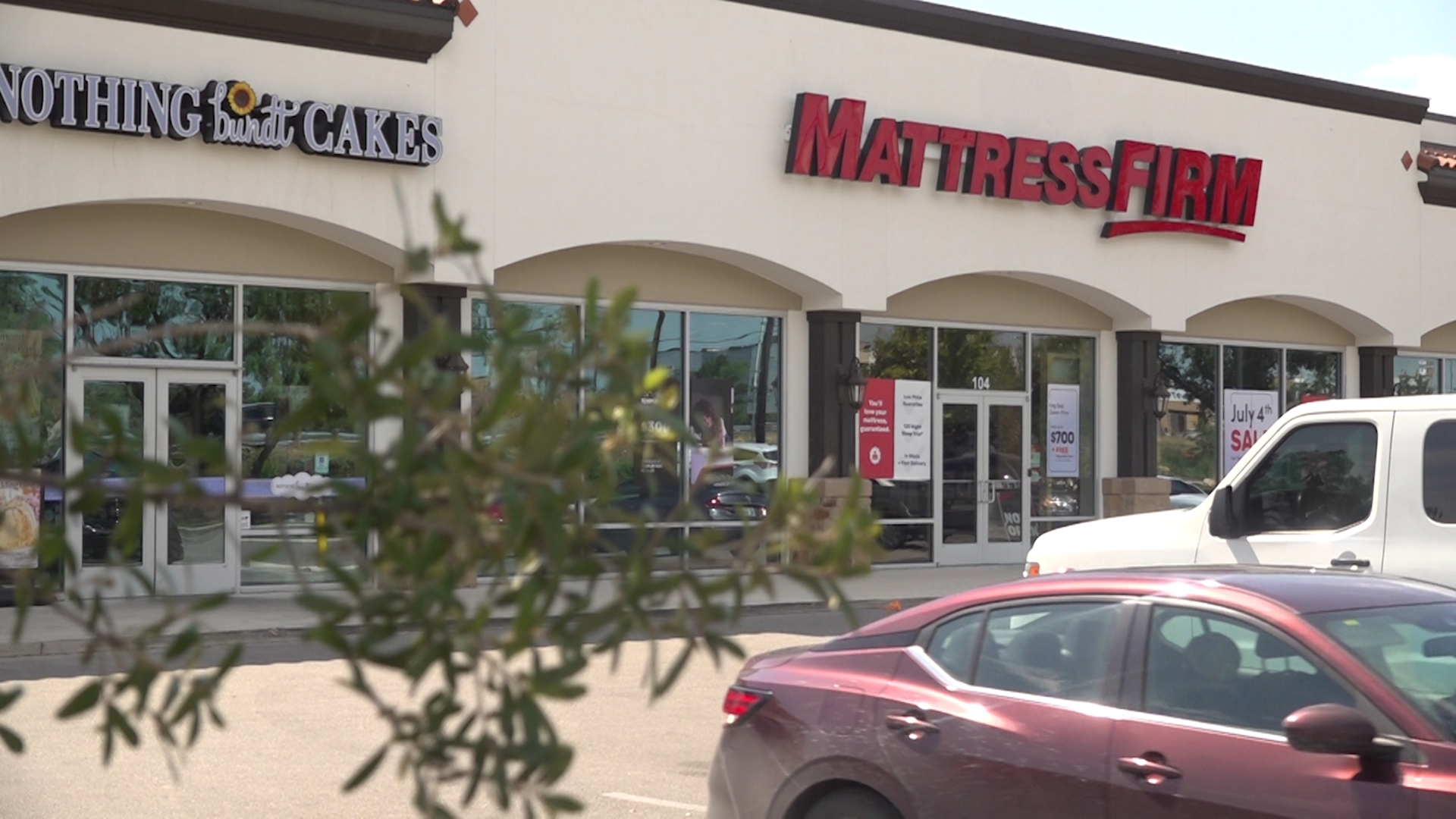 Mattress Firm's new owner bringing HQ to Texas | khou.com