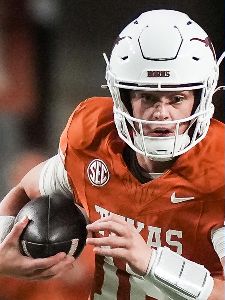 #16 Texas Longhorns upset #3 Texas A&M Aggies in 120th Lone Star ...