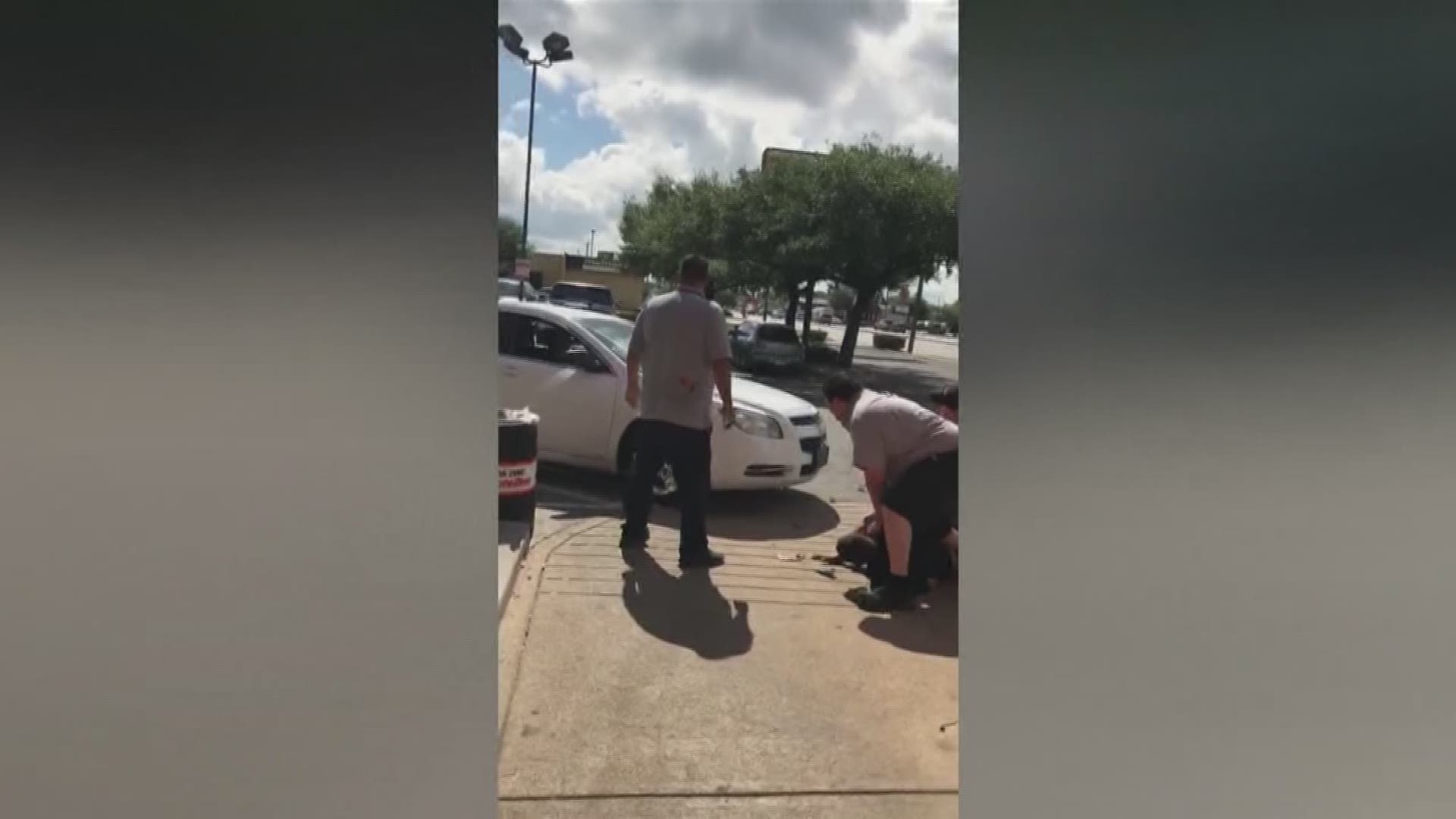 Woman tries to run over employees in Autozone brawl caught on camera ...