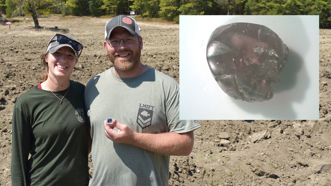 Minnesota couple finds 1.9 carat diamond at Crater of Diamonds | khou.com