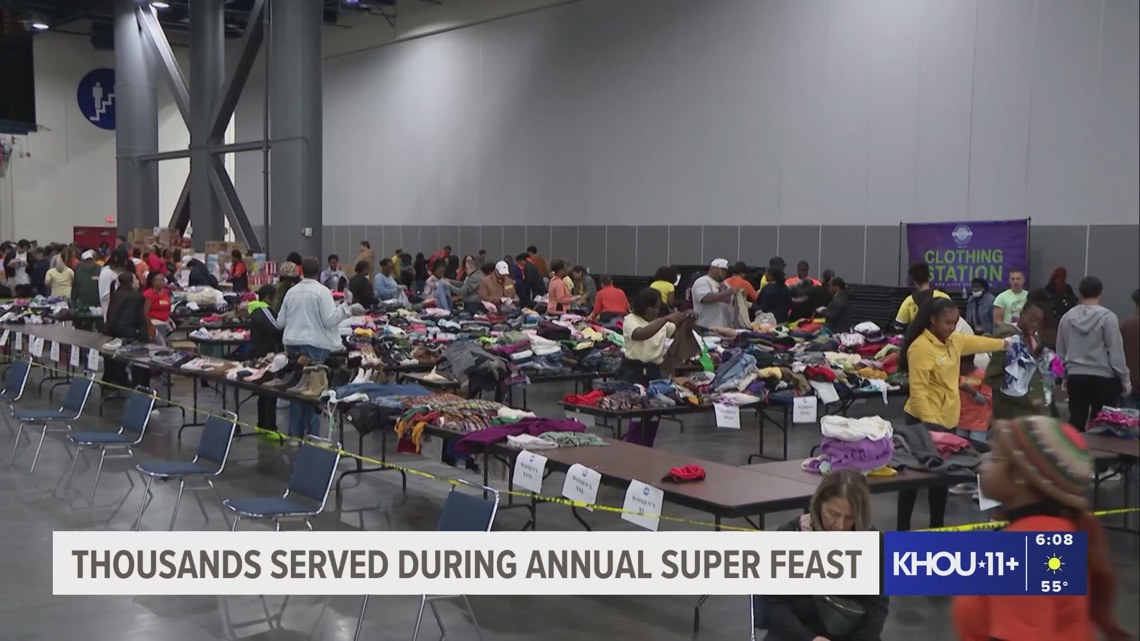 Tens of thousands of hungry Houstonians line up for the annual ...