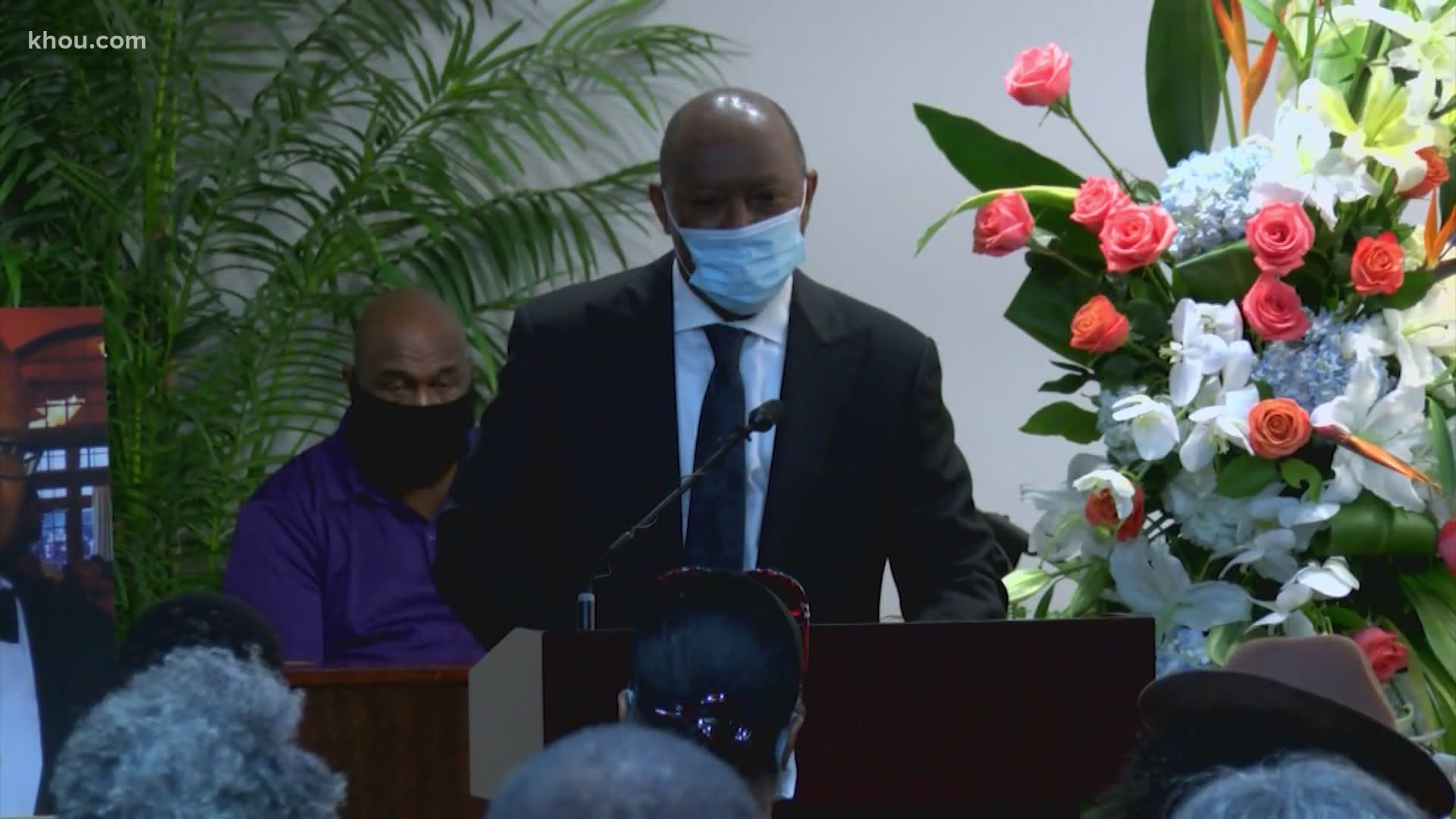 Funeral for mayor's special adviser, Keith Wade, streamed online | khou.com