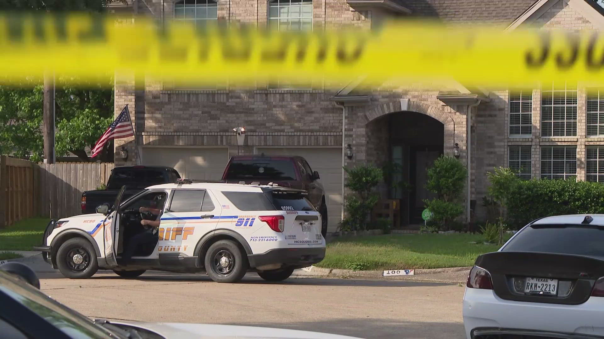 Off-duty officer shoots two in backyard on Crosshaven Drive in ...