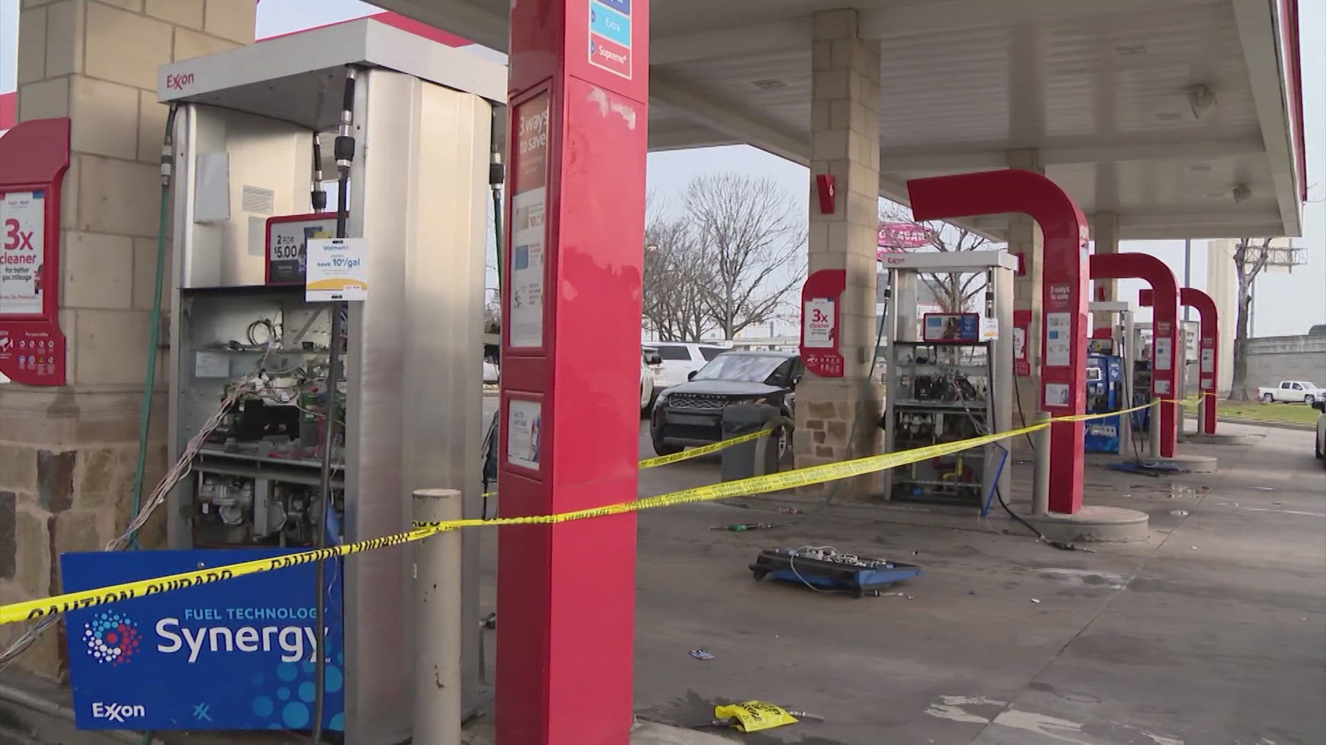 Chaos at North Freeway gas station near West Road ends in gunfire ...