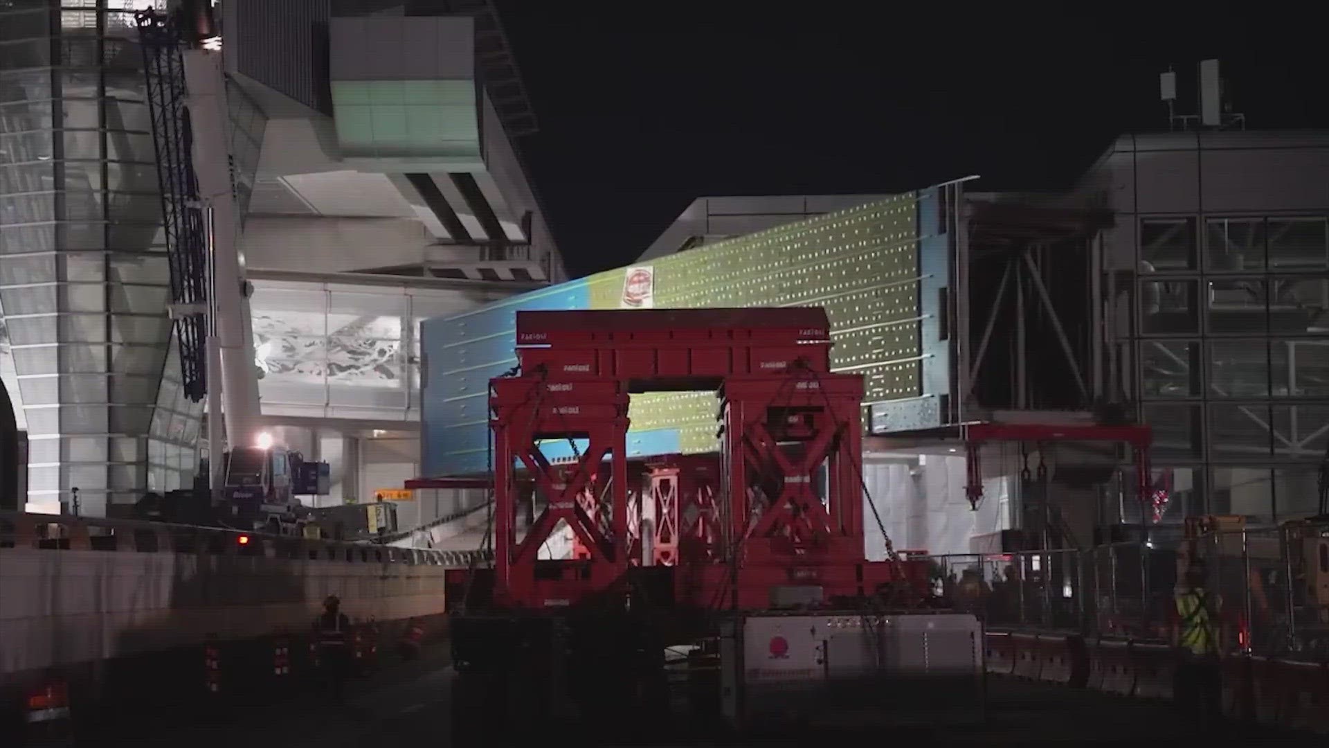 Baggage bridge construction complete at Bush Airport | khou.com