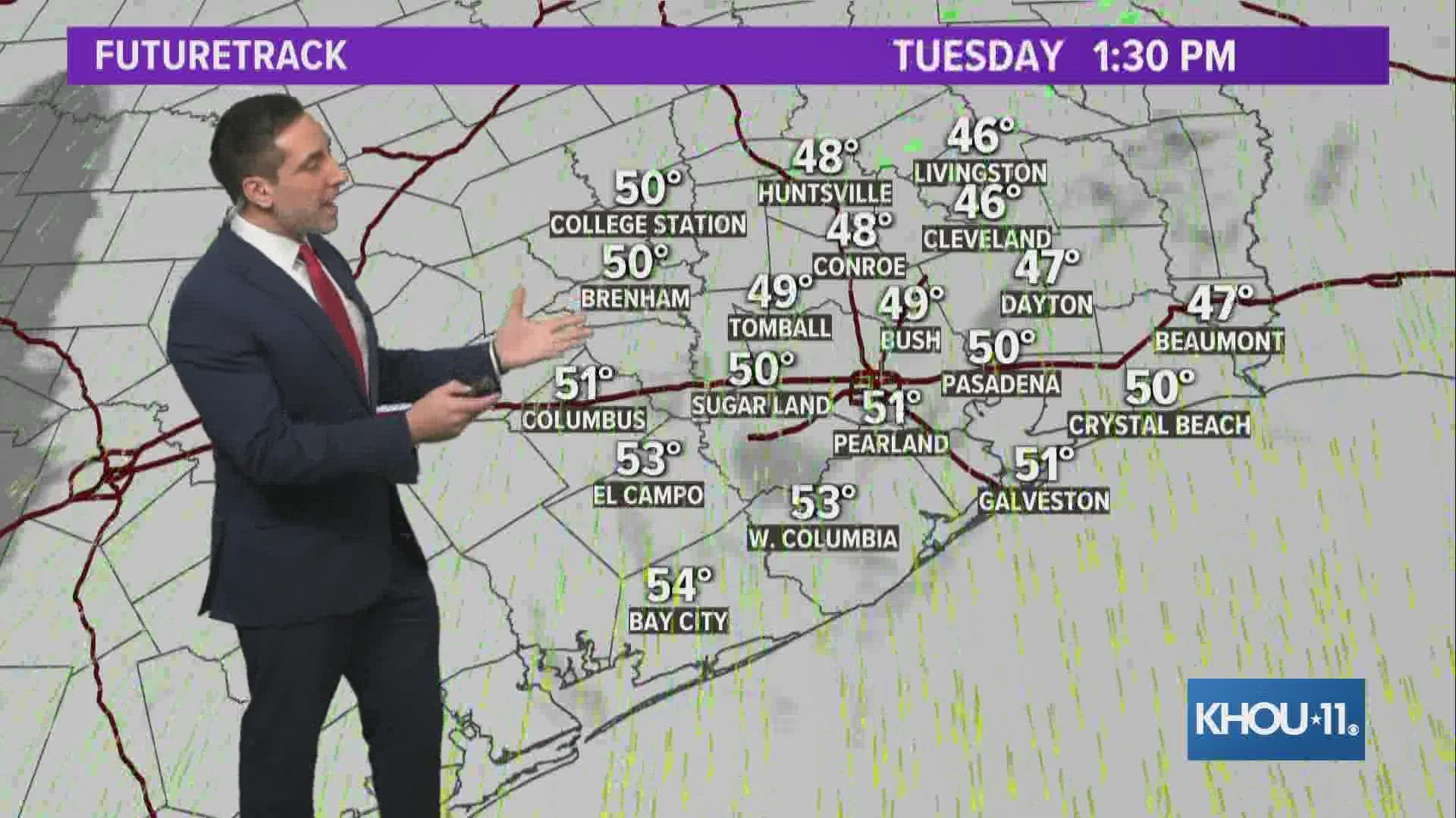 Strong storms moving through Houston area | khou.com