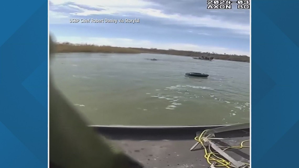 Video shows border patrol agents rescue migrants from Rio Grande after ...
