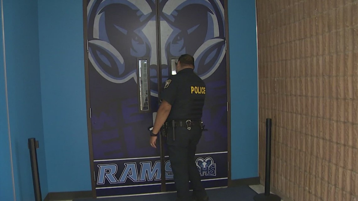 Map shows which Houston districts have officers at each school | khou.com
