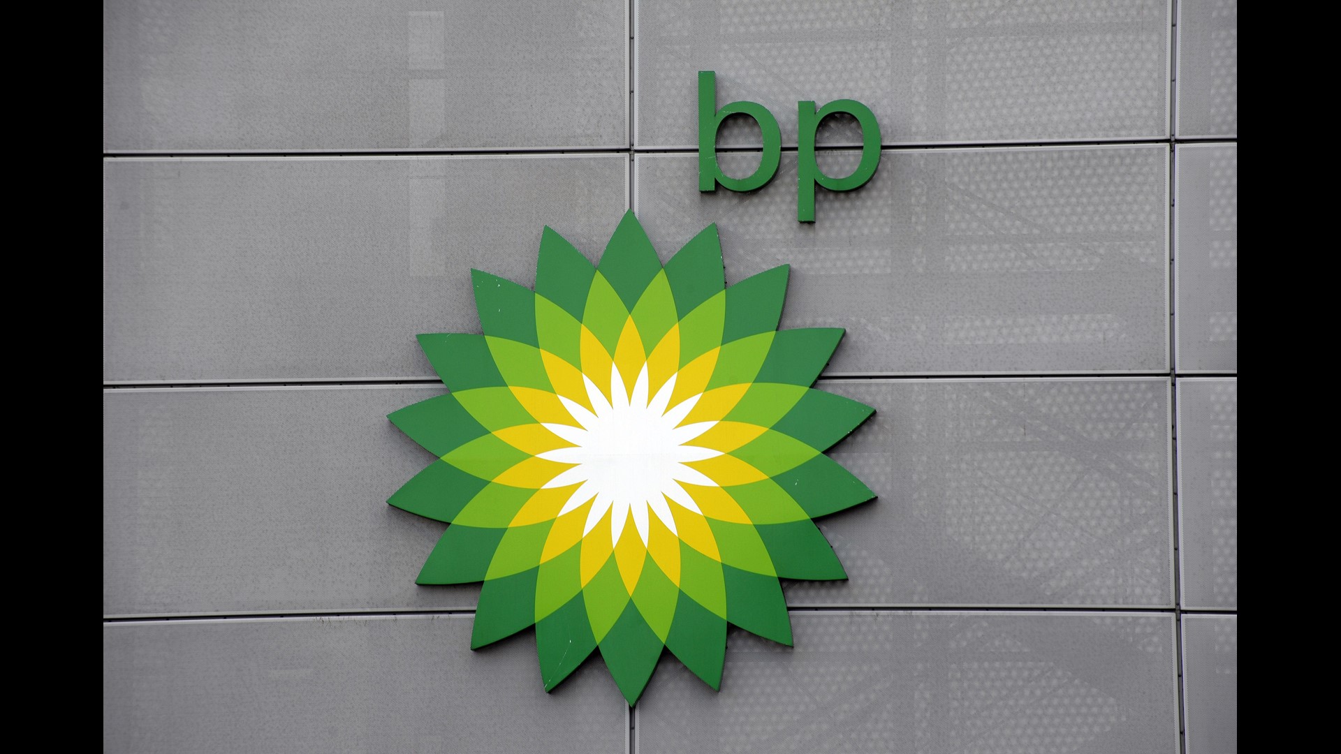 BP confirms layoffs at Houston office | khou.com
