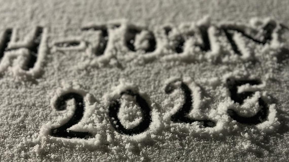 Southeast Texas sees significant snowfall as Houston approaches record ...