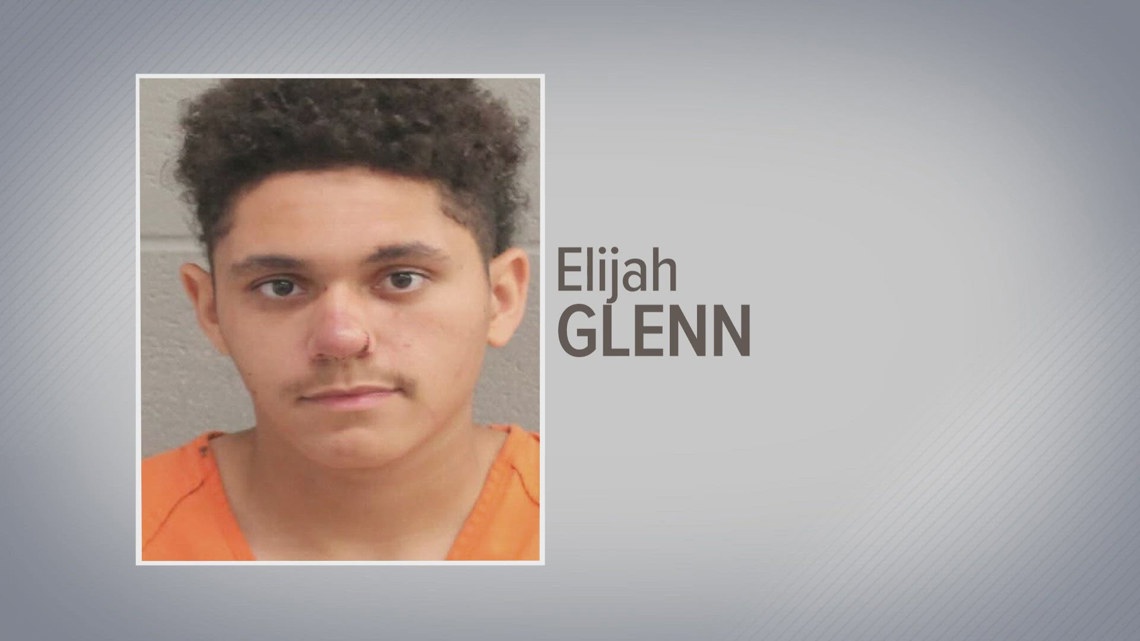 20-year-old facing charges after allegedly stabbing girlfriend 35 times ...