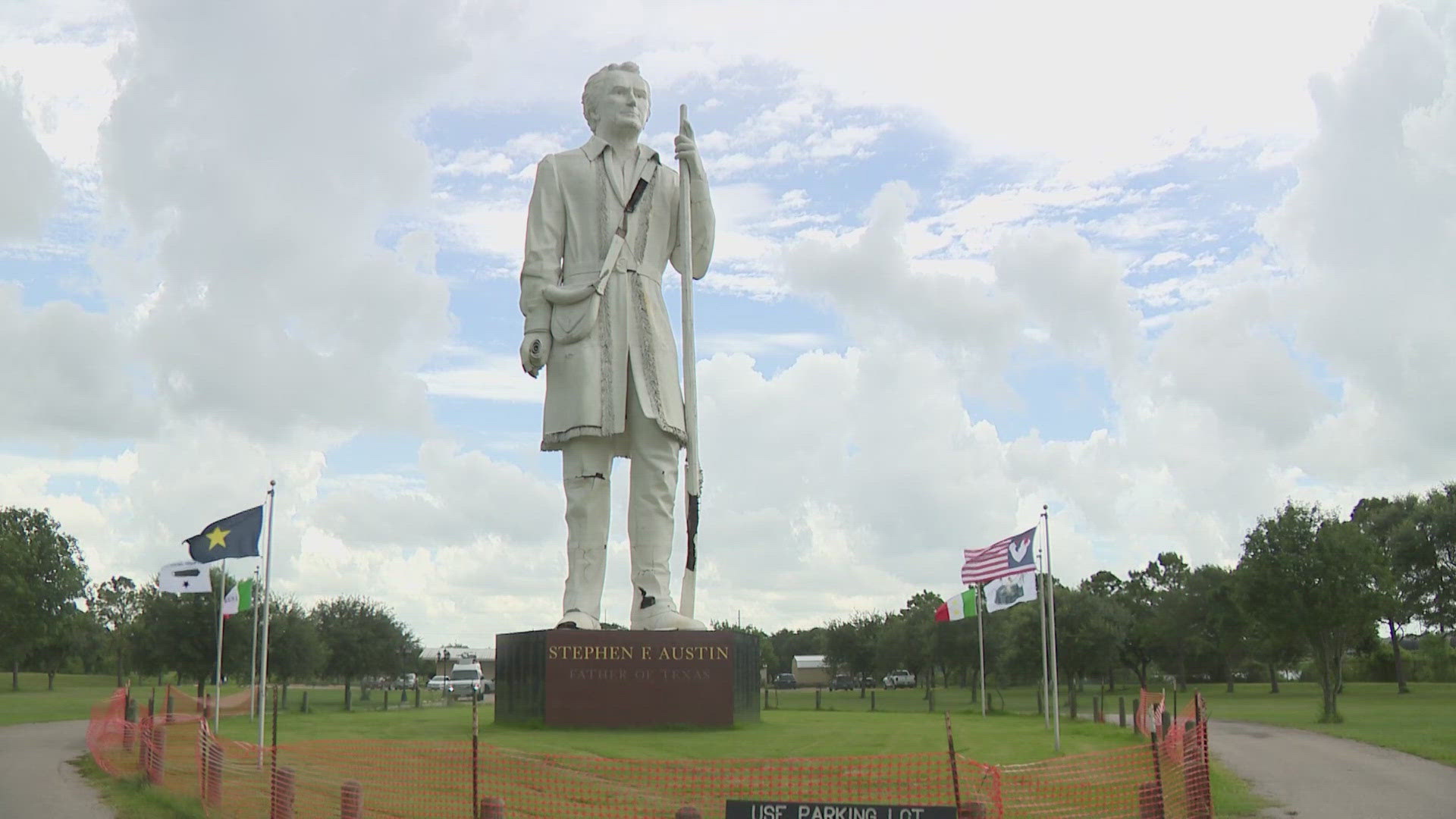 Stephen F. Austin statue damaged by Hurricane Beryl to be repaired ...