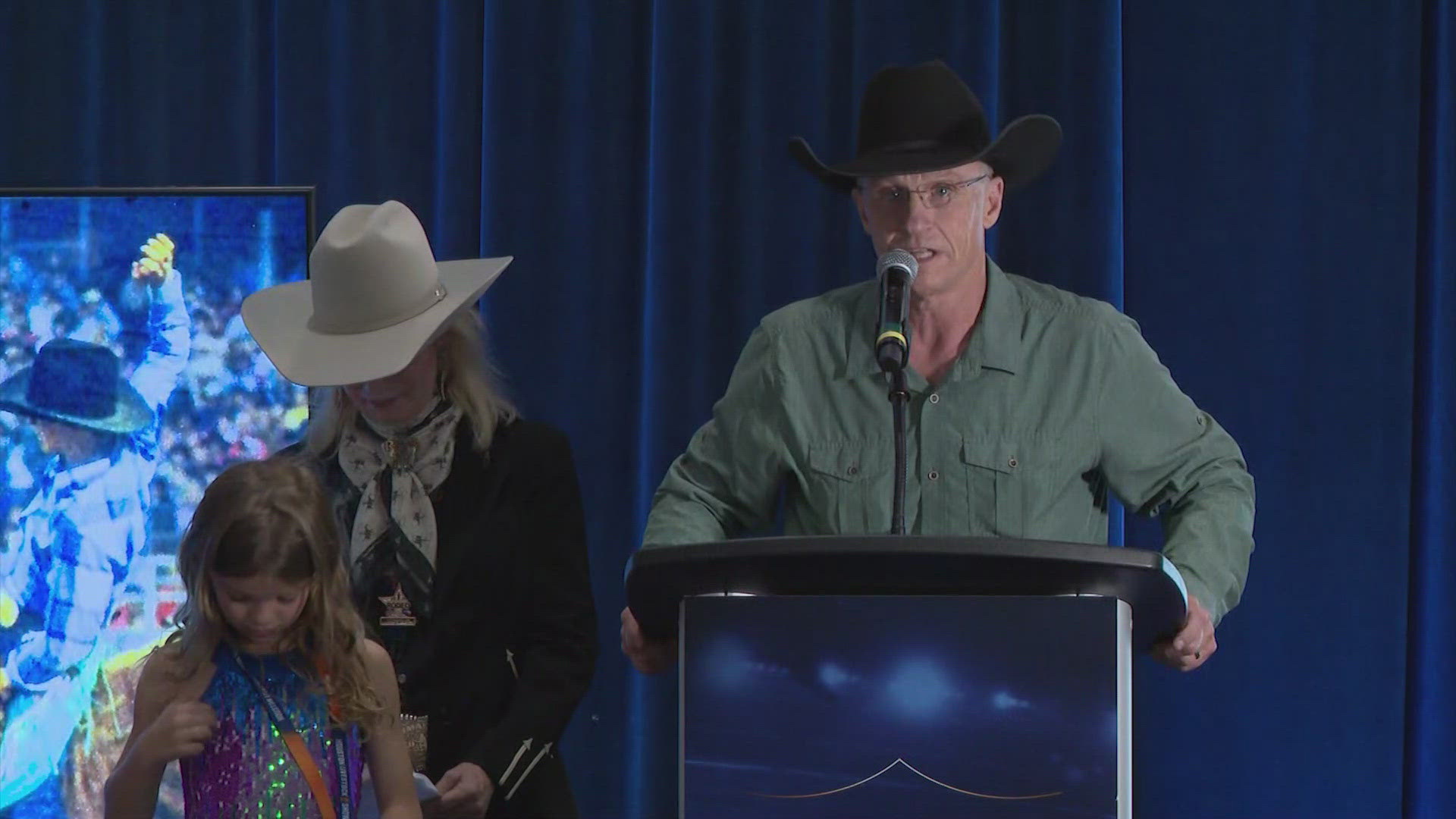 Rodeo legends Ty Murray and Bodacious enter RODEOHOUSTON Hall of Fame ...