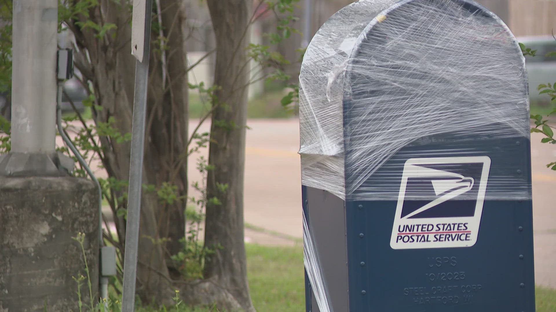 Houston residents worry over mail theft at post office box | khou.com