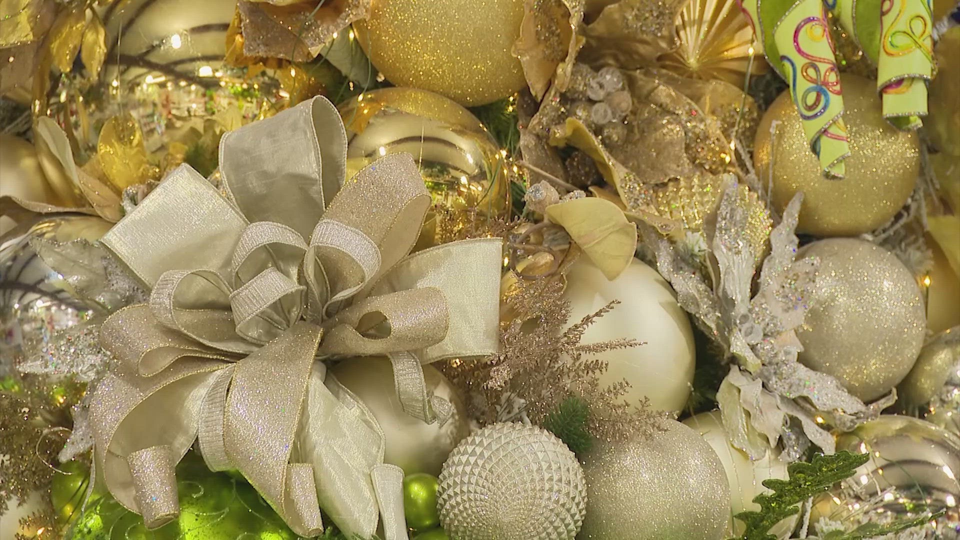 Inside Houston's massive Christmas store Craft Tex | khou.com