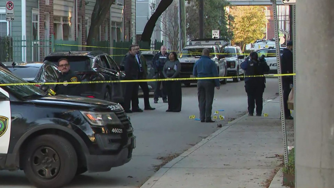 Man arrested in deadly shooting near downtown Houston over gaming console fight | khou.com