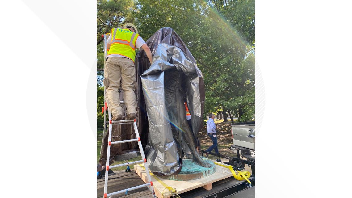 Photos: Spirit of the Confederacy statue removed from Sam Houston Park ...