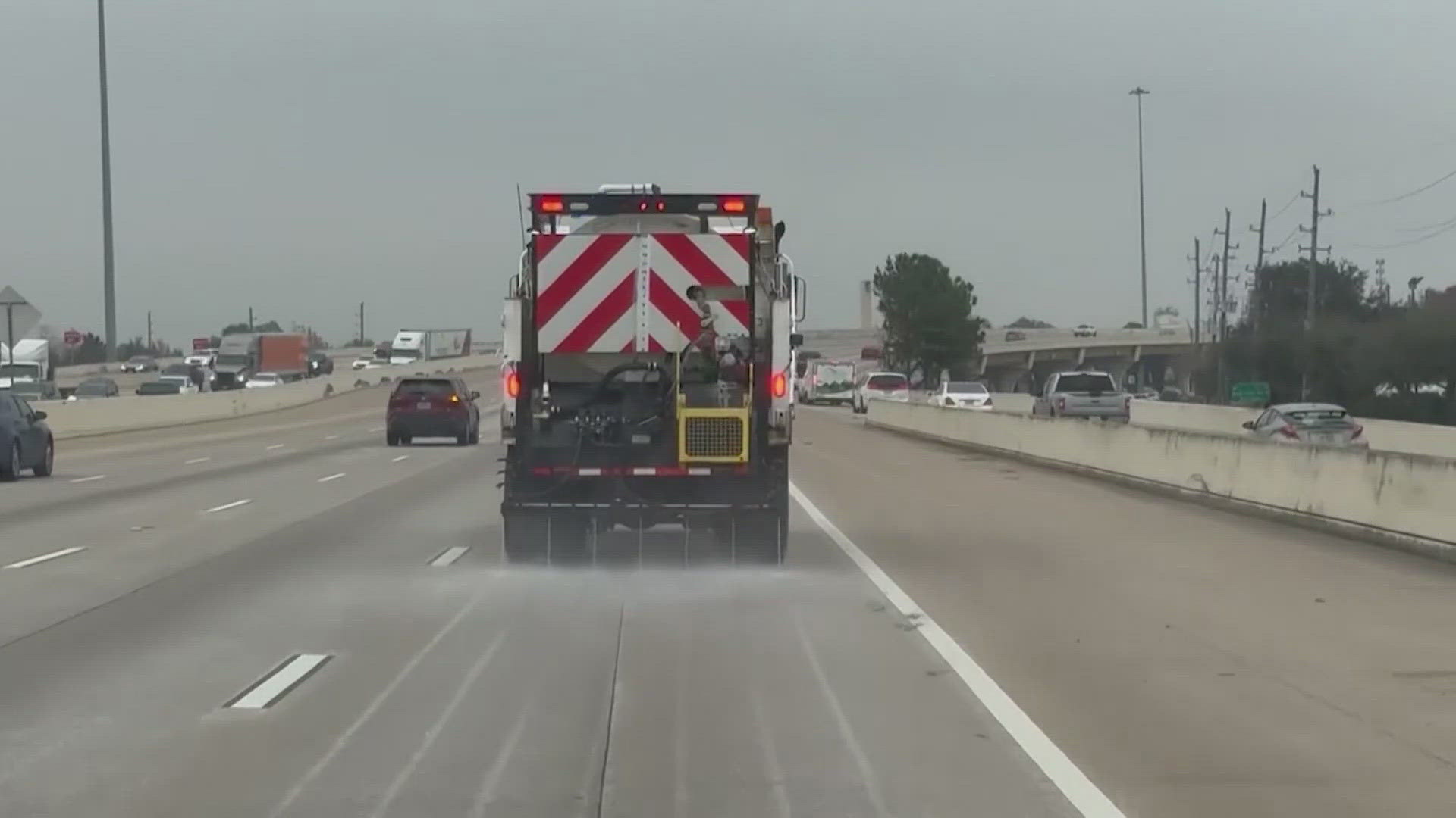 TxDOT preparing Houston-area freeways ahead of winter storm | khou.com