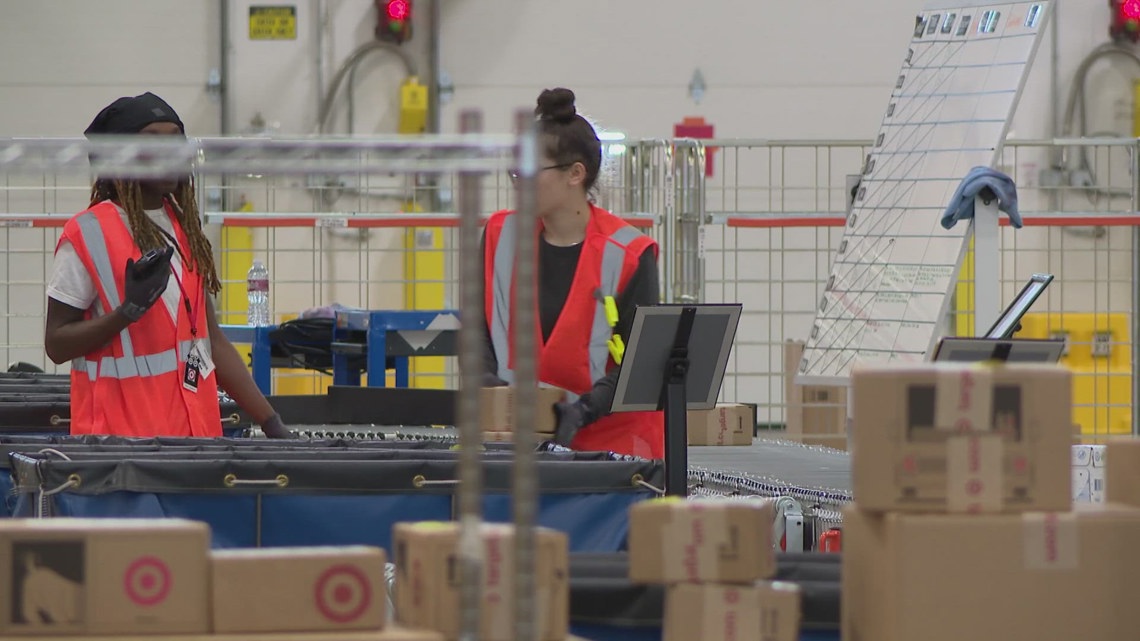 Target gives look at company's Houston-area sortation center | khou.com