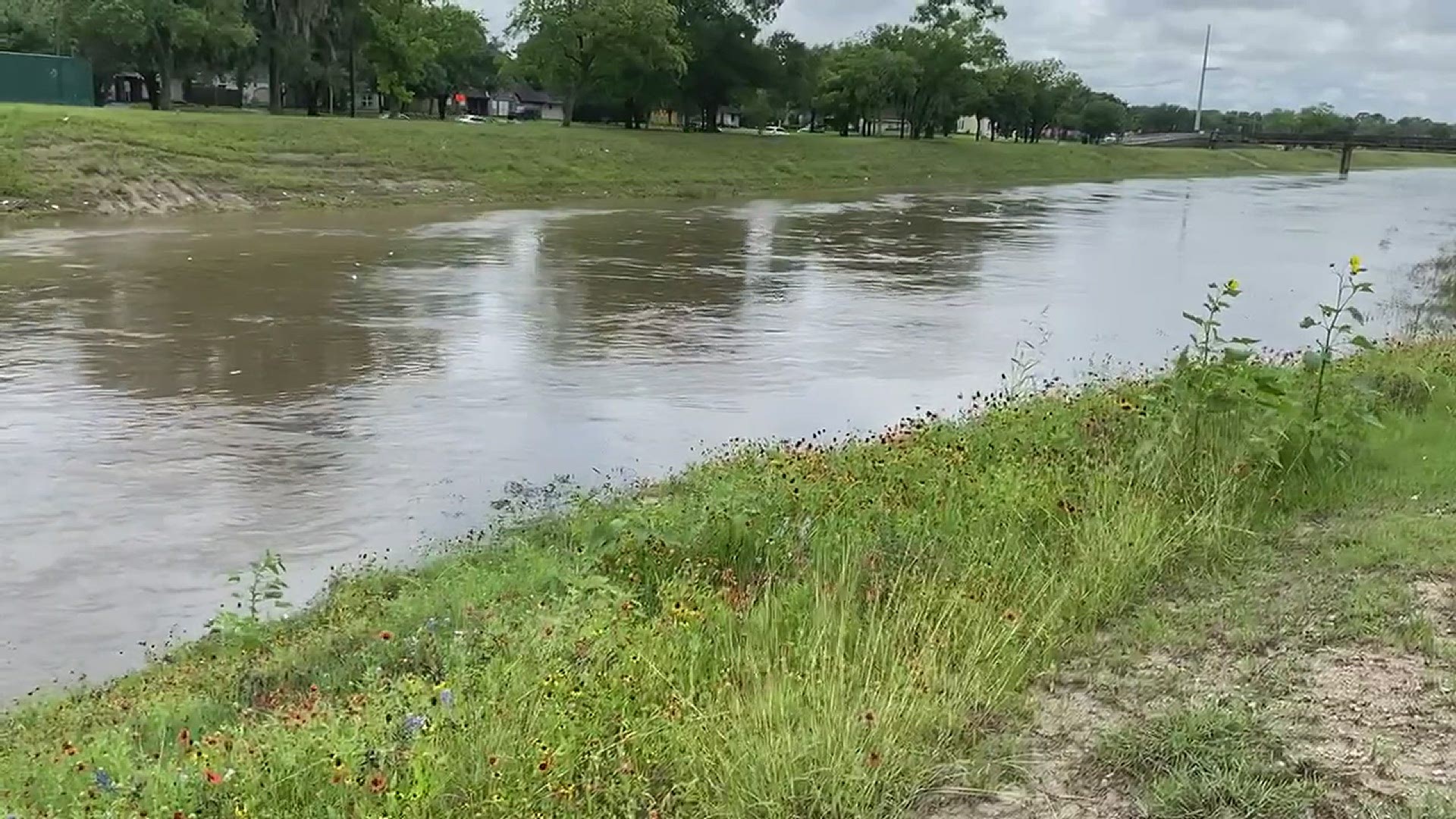 Braes Bayou at Chimney Rock | khou.com