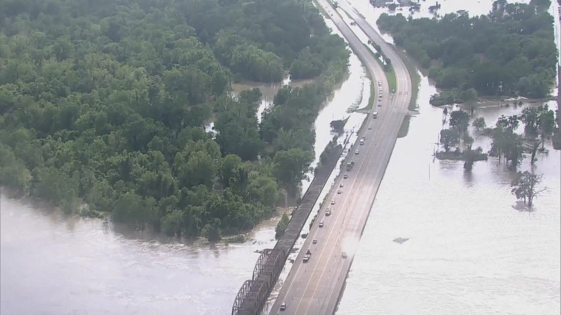 TxDOT closes part of Highway 90 Bridge at Trinity River in Liberty ...