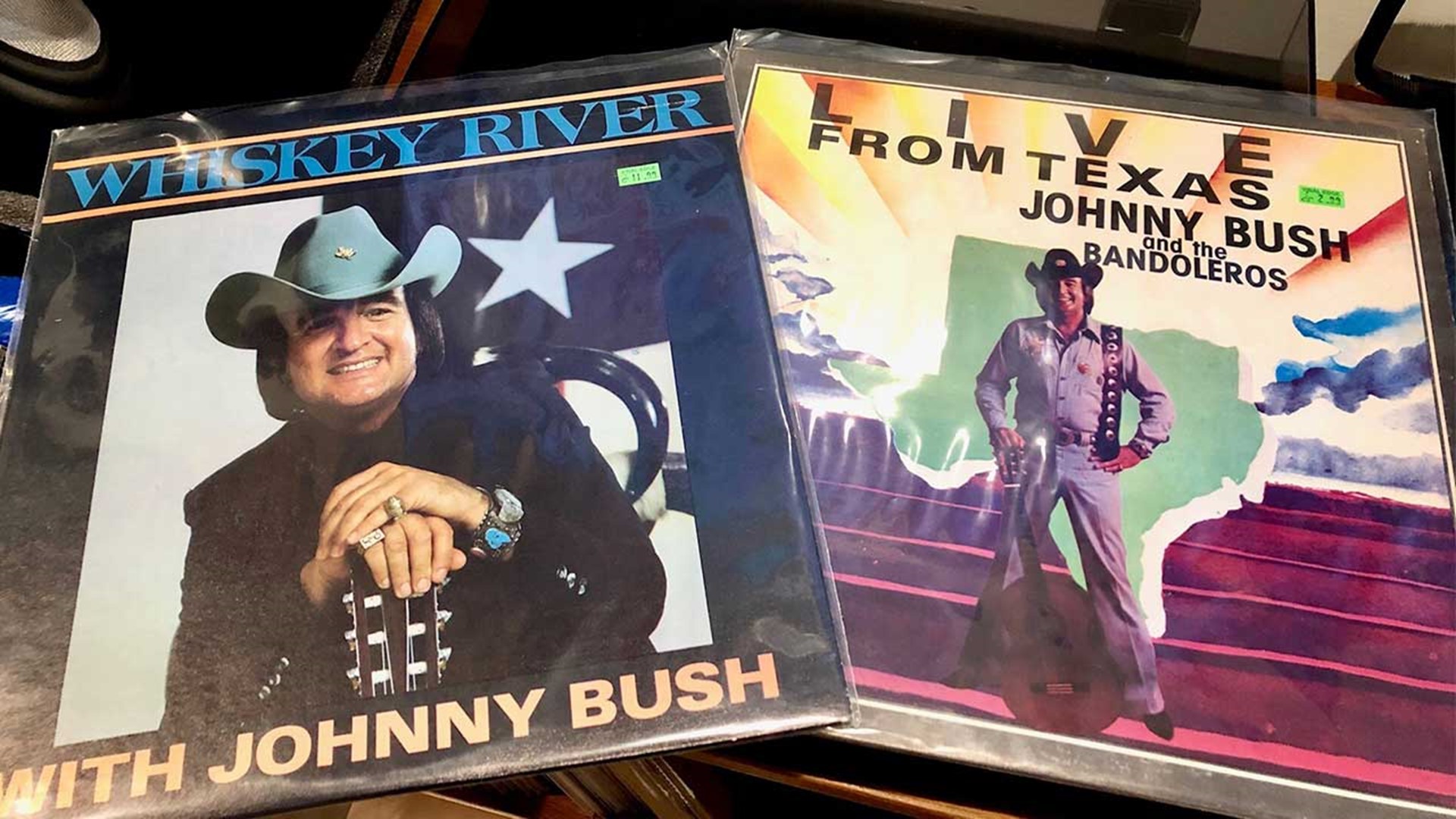 Johnny Bush dies with friends and family by side | khou.com