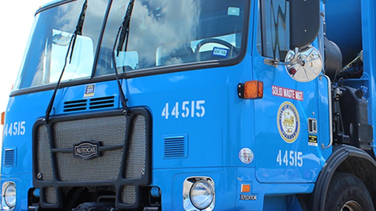 City of Houston offering cash bonuses to hire more trash drivers | khou.com