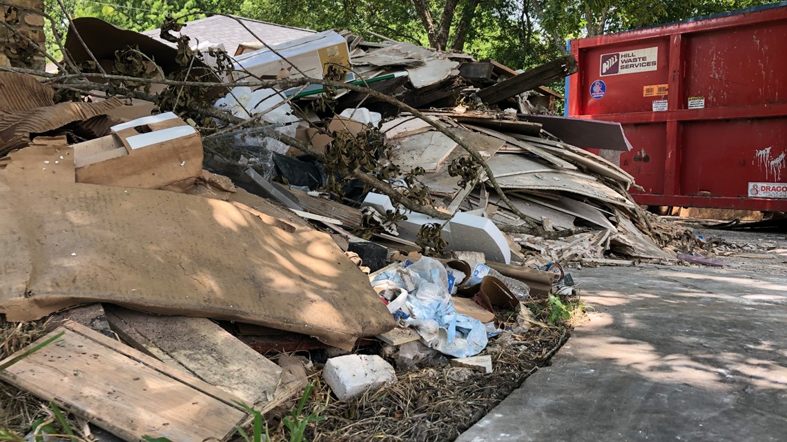 Harvey victims get help cleaning up contractor's mess in Pearland ...