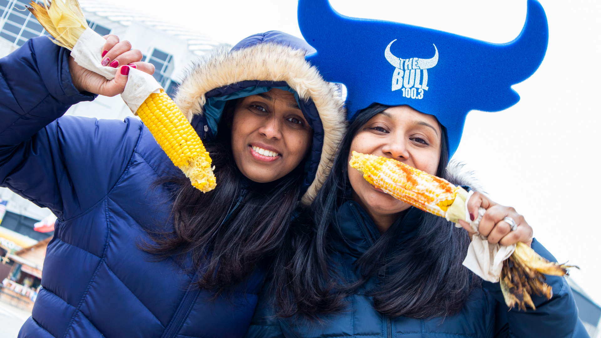 Rodeo fans have fun at NRG despite cold weather | khou.com