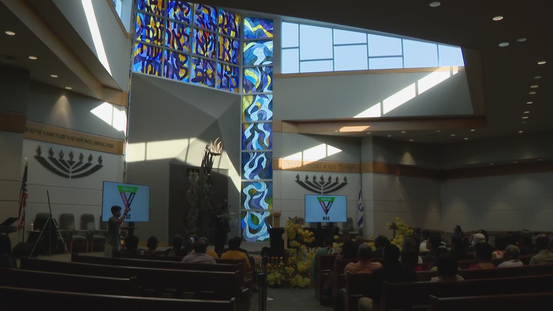 Inside the Juneteenth celebration at Congregation Beth Yeshurun | khou.com