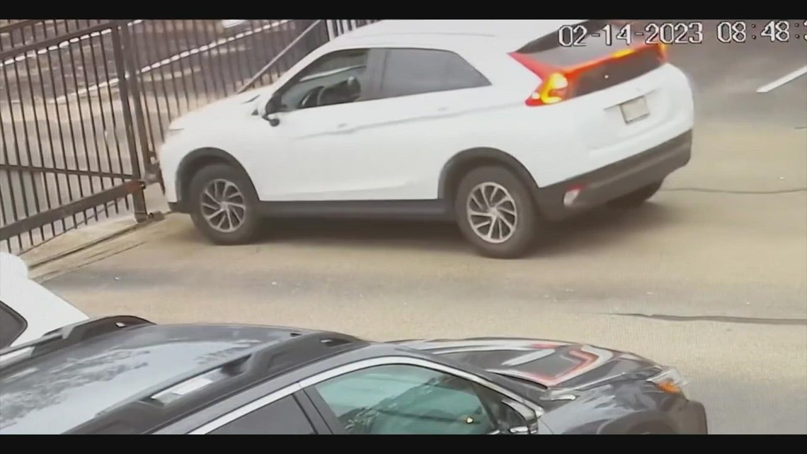 New video shows suspects in deadly carjacking in Memorial area | khou.com
