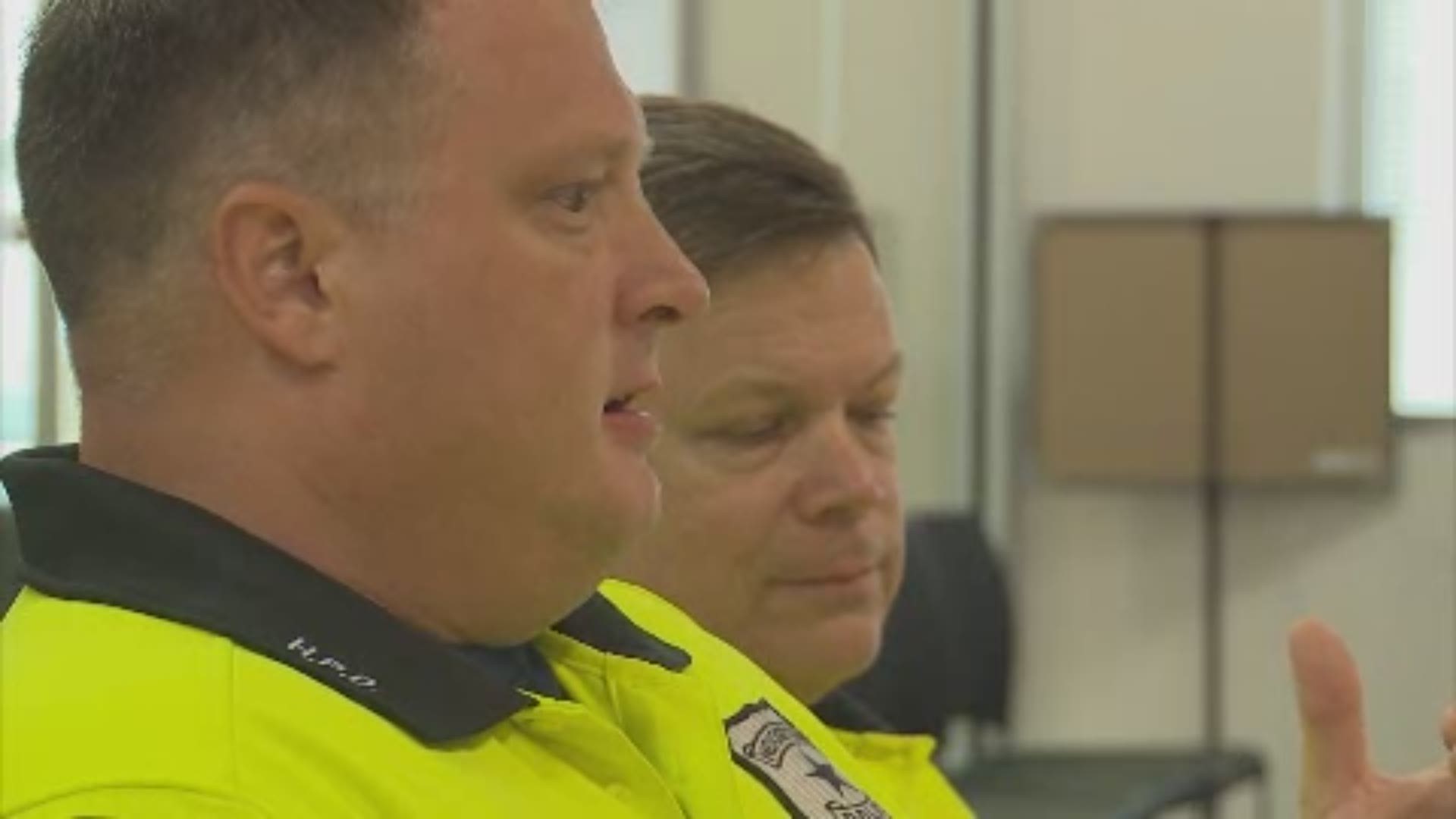 Meet the cop behind this heartwarming photo | khou.com