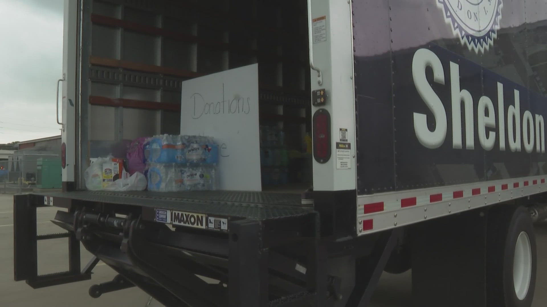 Houston helps collect donations for Guadalupe River flood victims ...