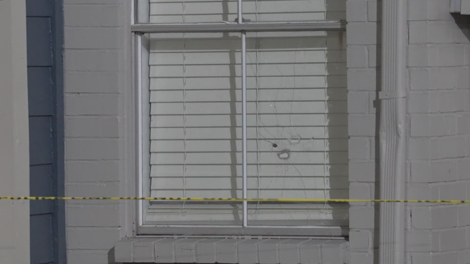 More than 20 shots fired in deadly apartment shooting, Houston police ...
