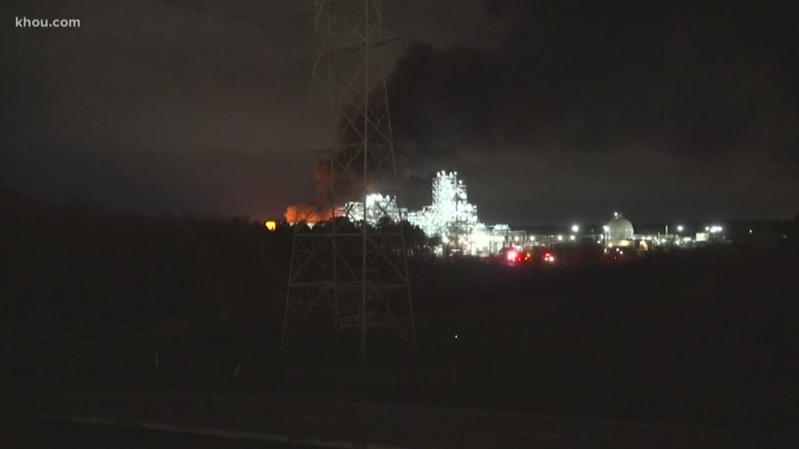 Flare at Baytown chemical plant alarms residents | khou.com